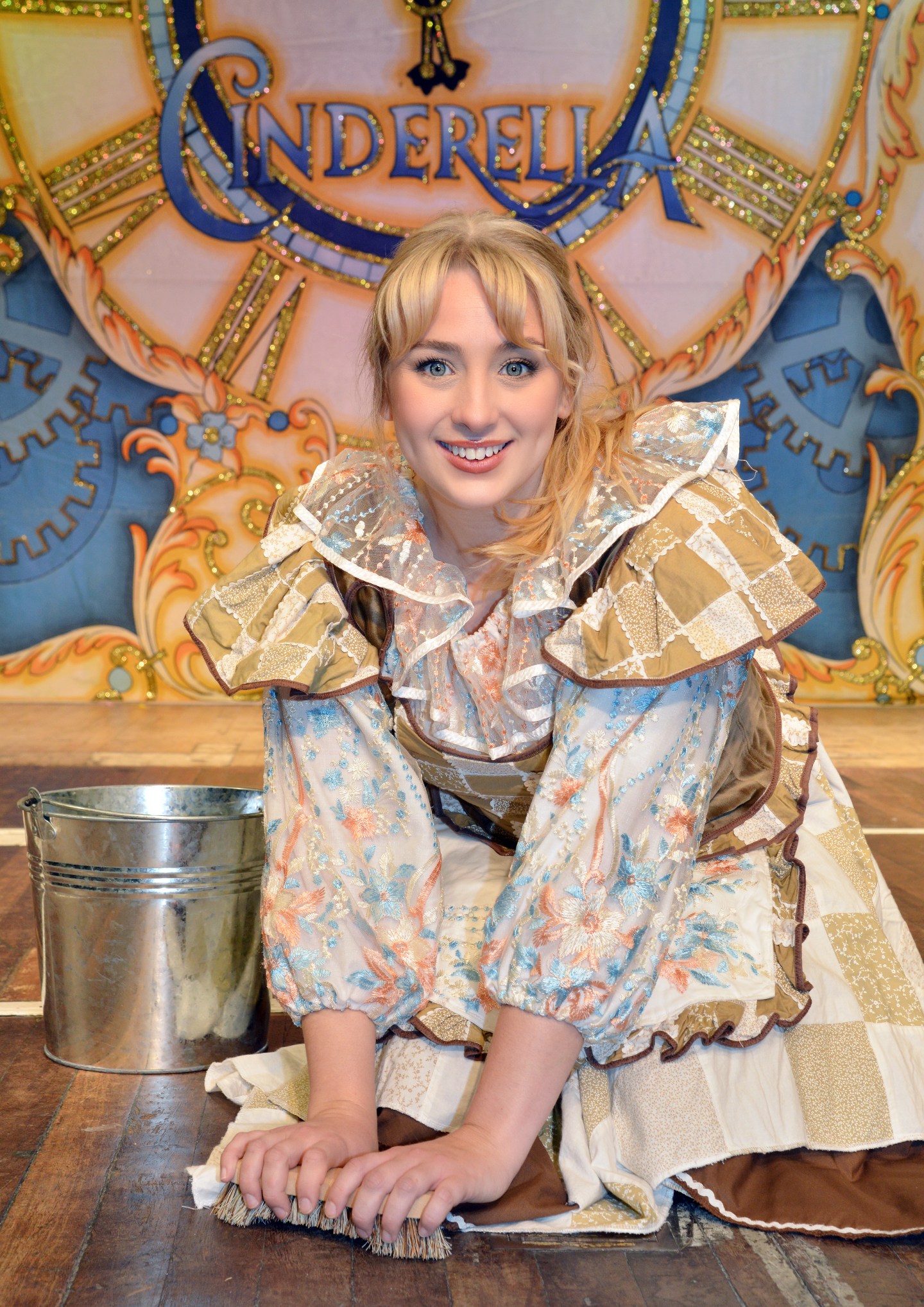 Cinderella – The Ipswich Regent Panto – Guest Review – SUFFOLK THEATRE